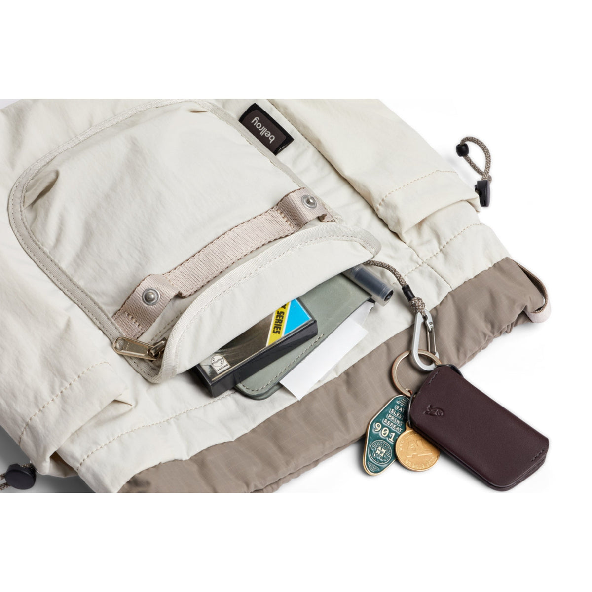 Bellroy Cinch Minipack in Oat – Getoutside Shoes