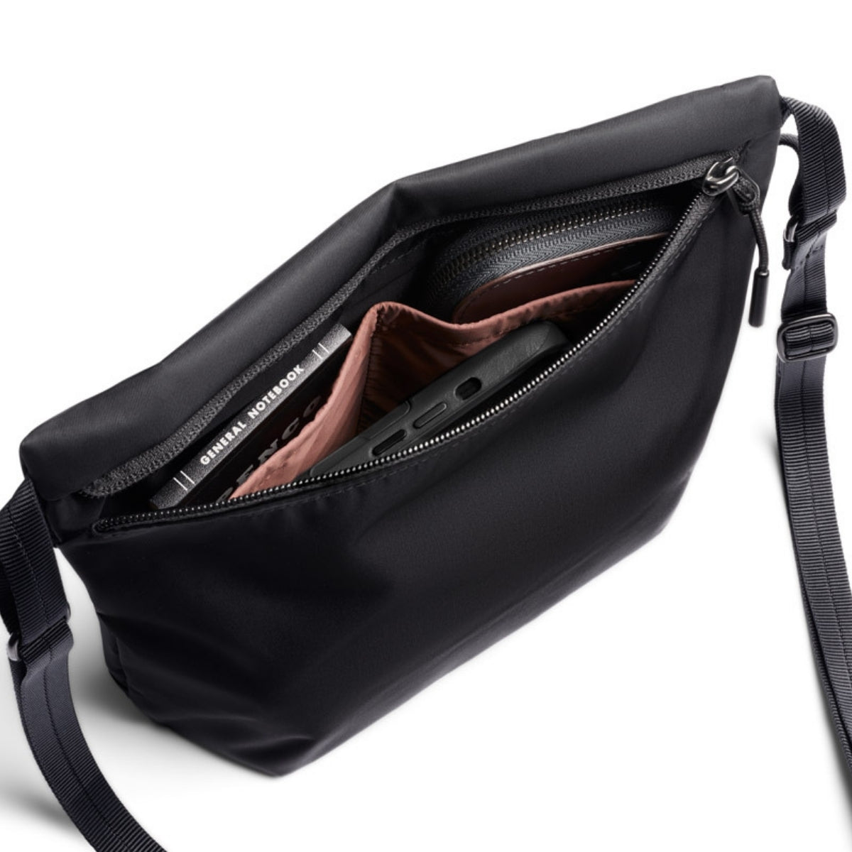 Bellroy Laneway Sacoche in Ink – Getoutside Shoes