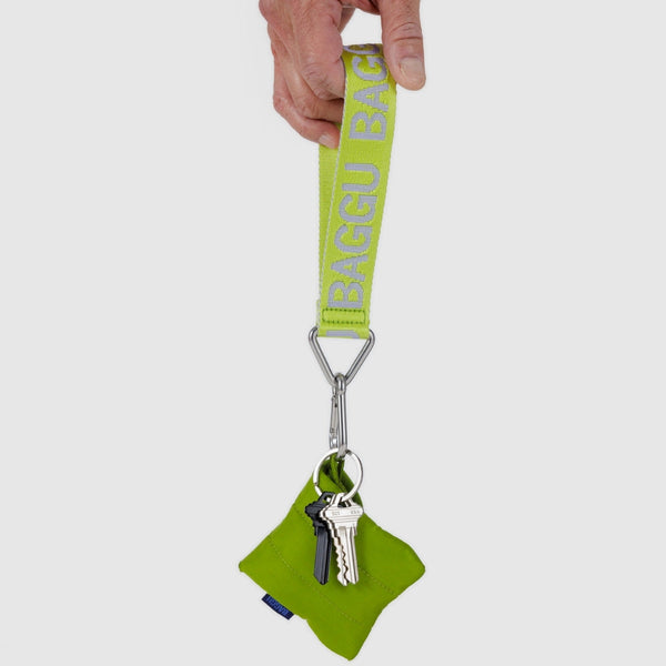 Baggu Logo Keychain in Citron – Getoutside Shoes